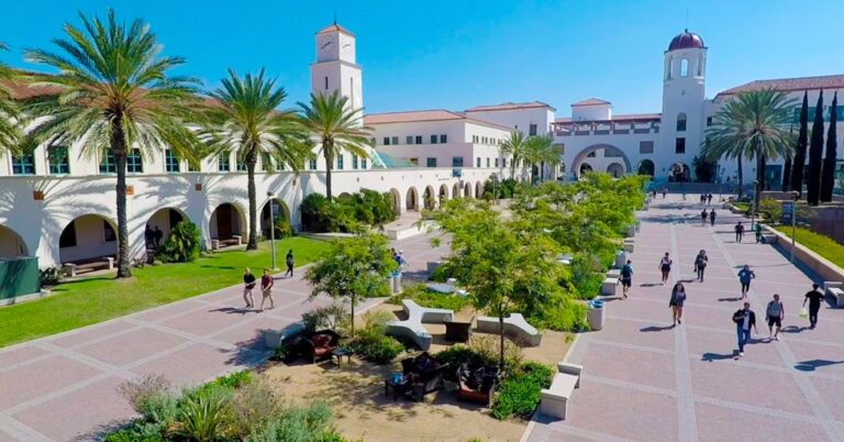 Caminos Populares en SDSU: Carreras y Costos | iNeurociencias